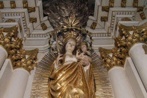 Our Lady of Csíksomlyó Pilgrimage - Pilgrim-info.com